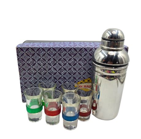 Great Lakes VNTG - VTG Bar Set with Shaker & Shot Glasses