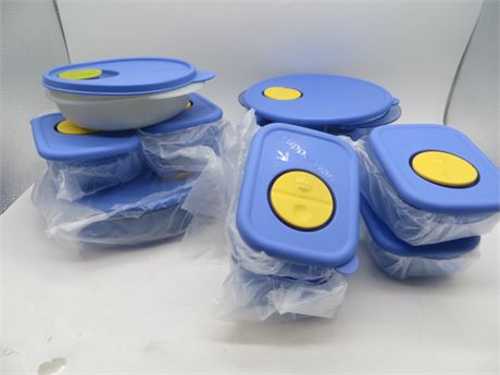 Great Lakes VNTG - NEW VINTAGE TUPPERWARE ROCK N SERVE LUNCH ON THE GO SET