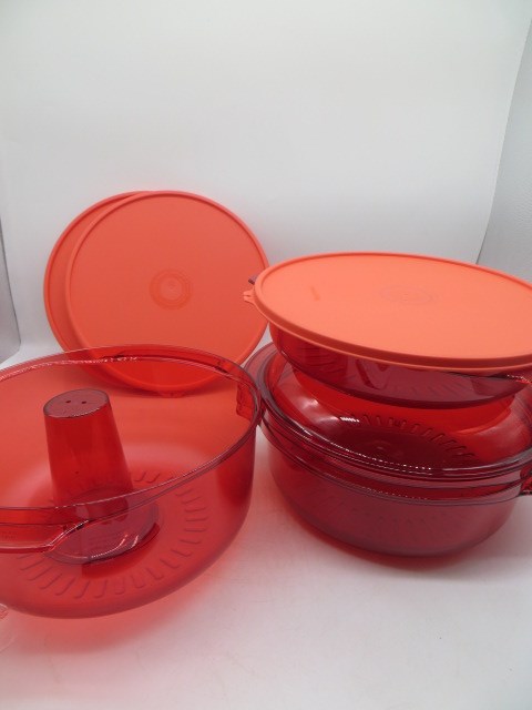 Great Lakes VNTG - NEW VINTAGE TUPPERWARE RED/ORANGE STACK COOKER W/CONE