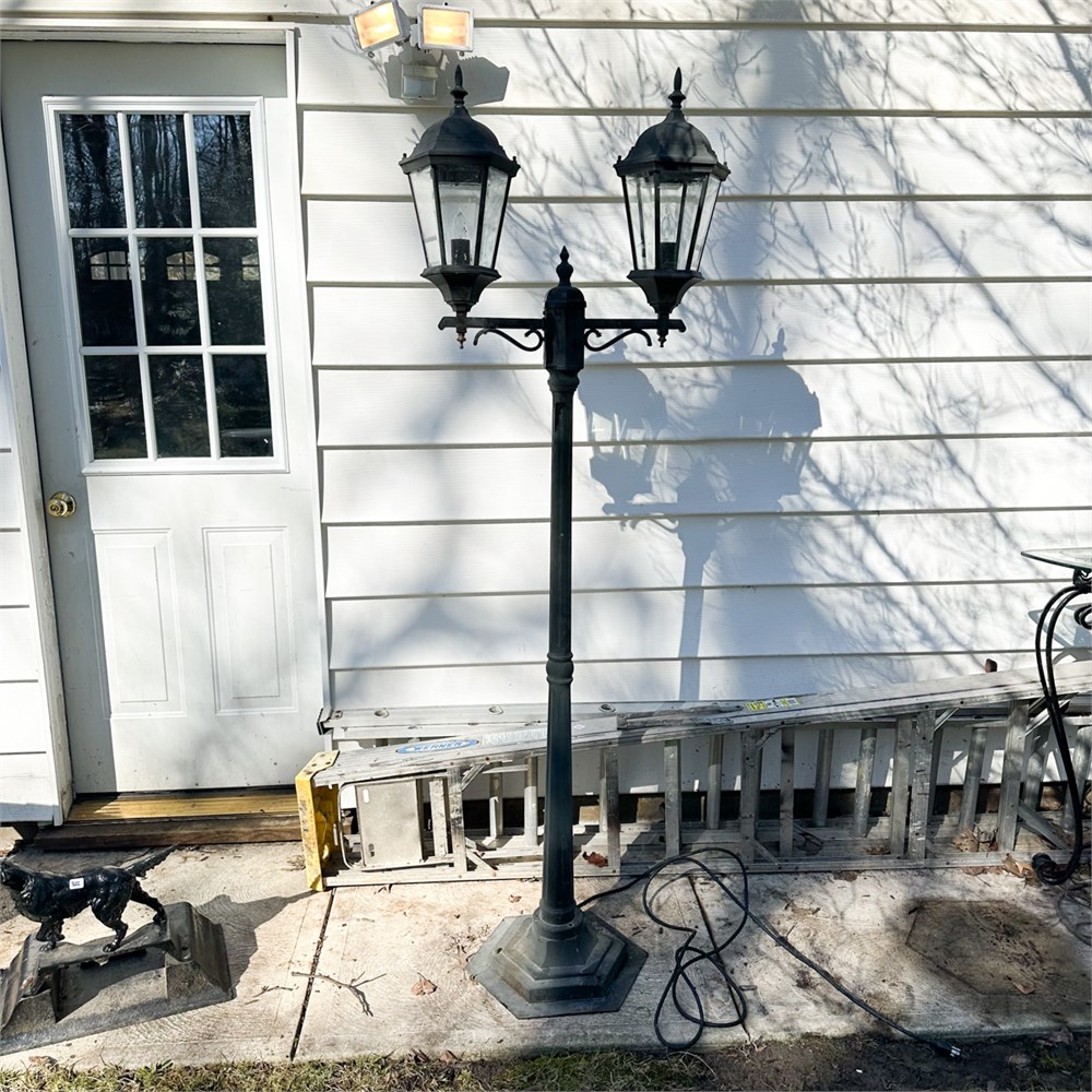 Great Lakes VNTG - Decorative Cast Aluminum Double Lamp Post