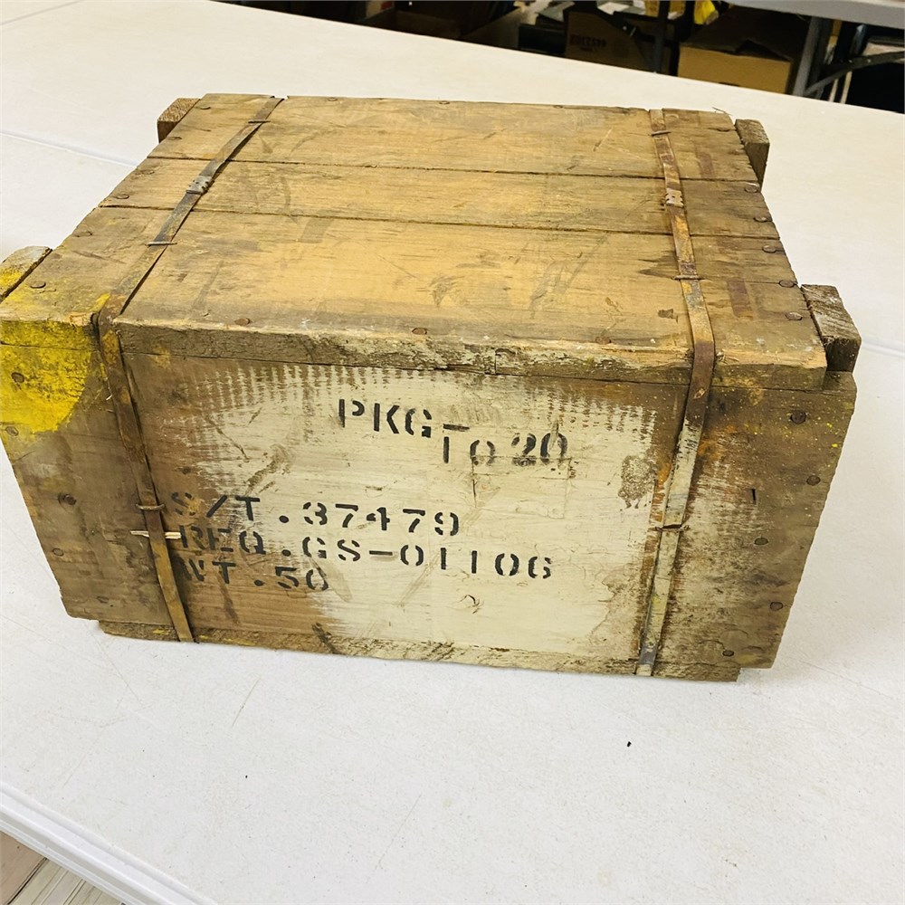 Great Lakes VNTG - NOS Crate WW2 Surplus Harley Davidson Gaskets